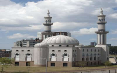 10 Mosques In Netherlands To Take You On A Cultural Retreat!