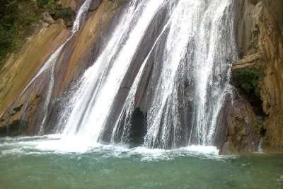 14 Best Waterfalls In Uttarakhand For Experiencing More Peace In 2022!