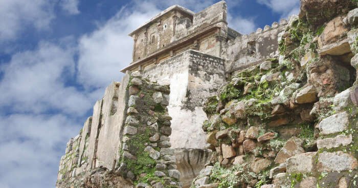 Visit The Madan Mahal Fort To Know What Royalty Feels Like