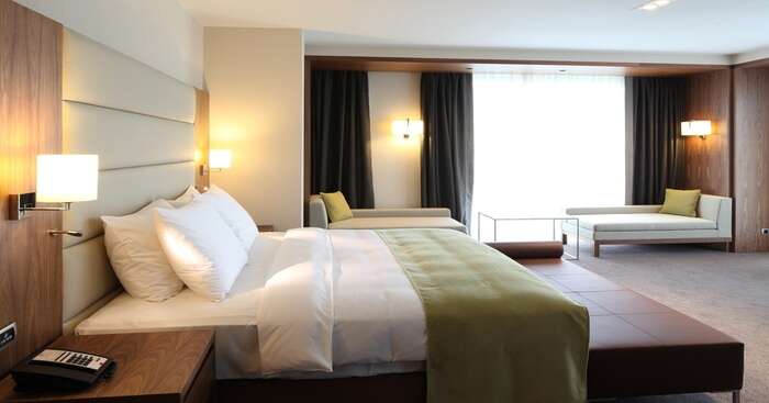 12 Best Hotels In Ernakulam For All Budgets In 2026