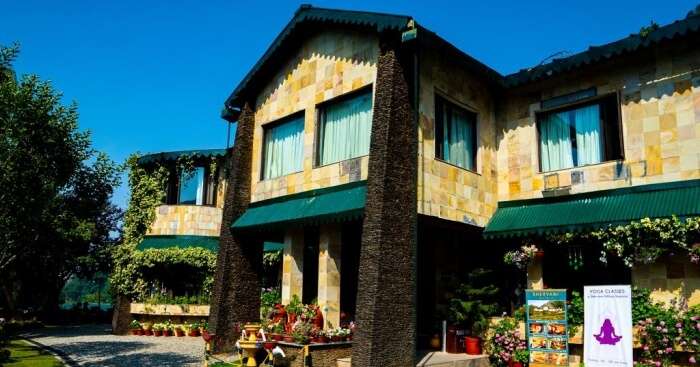 13 Hotels Near Jim Corbett For An Extremely Blissful Holiday