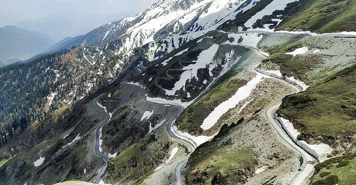 Sinthan Top Kashmir Is Your Ideal Spot For Enjoying Natural Views