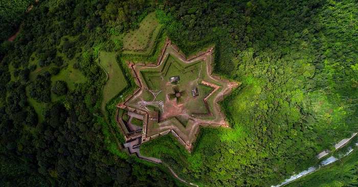 Manjarabad Fort Is A Perfect Retreat For History Buffs