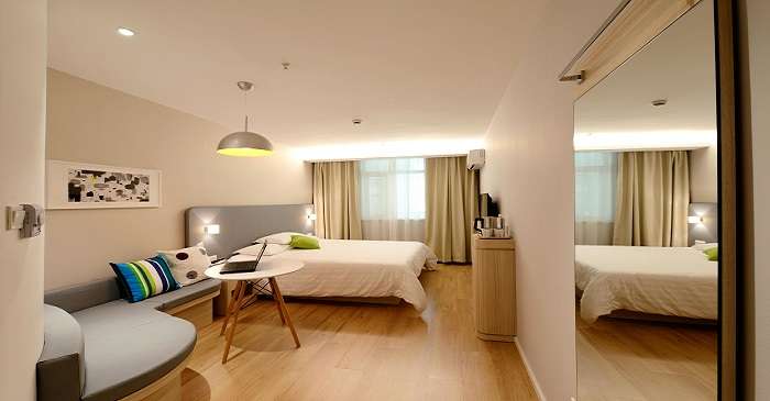 5 Star Hotels in Kanatal offers An Comofortable And Luxury Staycation