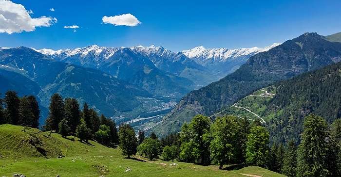 Banjar In Himachal Pradesh Is A Place For Wanderers