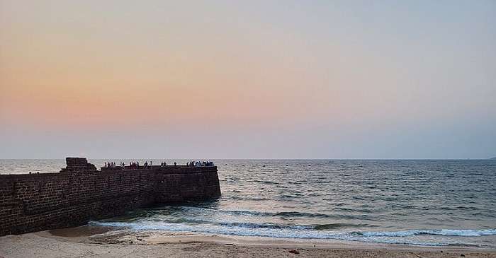 Sinquerim Fort Tour With A Contemporary Guide For Visitors In 2026