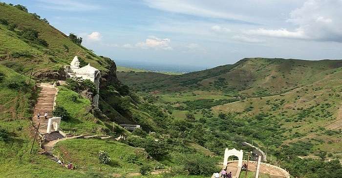 Bawangaja To Explore The Magnificent Jain Pilgrimage Site