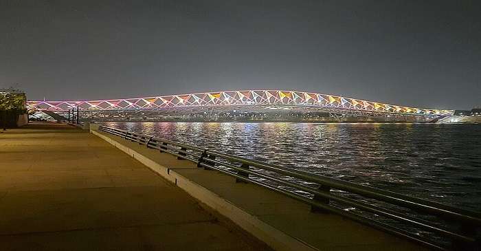 Sabarmati Riverfront In Ahmedabad Offers A Lush Green Retreat