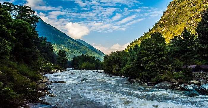 Parvati River Picturesque Escape To Himachal Pradesh In 2025